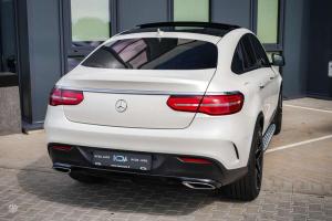 Balts Mercedes-Benz GLE 350 2015 Kauņa, ar dzinēja tilpumu 2.99 L un nobraukumu 85 tūkst. km par 35950 €, foto 14 vietnē AUTOMOTO.COM.LV