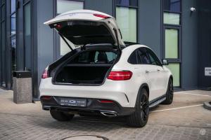 Balts Mercedes-Benz GLE 350 2015 Kauņa, ar dzinēja tilpumu 2.99 L un nobraukumu 85 tūkst. km par 35950 €, foto 15 vietnē AUTOMOTO.COM.LV