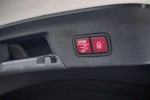Balts Mercedes-Benz GLE 350 2015 Kauņa, ar dzinēja tilpumu 2.99 L un nobraukumu 85 tūkst. km par 35950 €, foto 17 vietnē AUTOMOTO.COM.LV