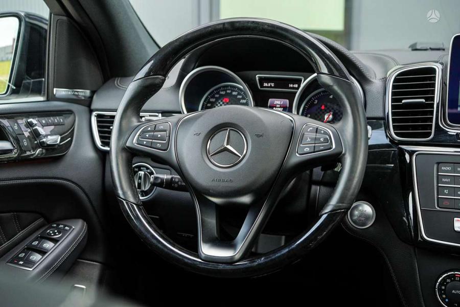 Balts Mercedes-Benz GLE 350 2015 Kauņa, ar dzinēja tilpumu 2.99 L un nobraukumu 85 tūkst. km par 35950 €, foto 20 vietnē AUTOMOTO.COM.LV