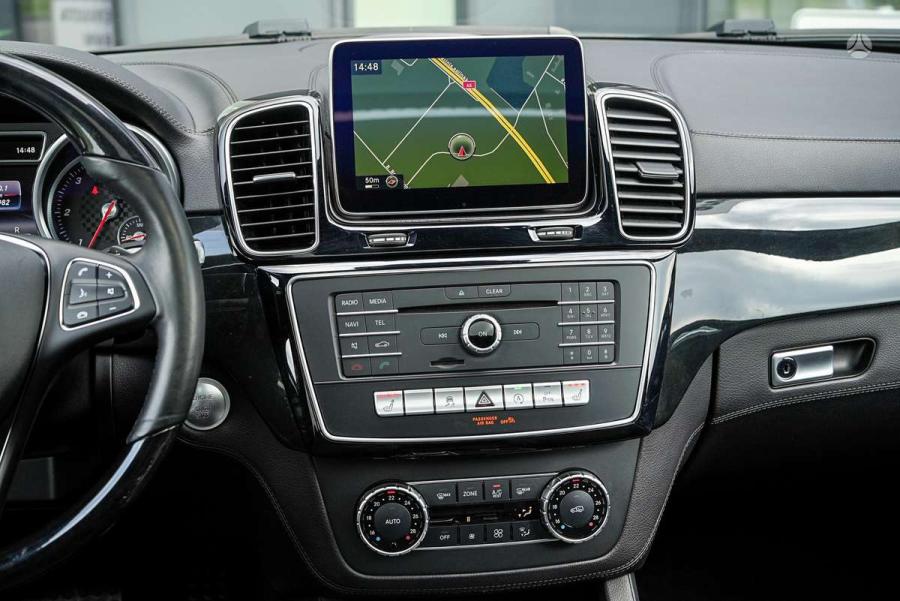 Balts Mercedes-Benz GLE 350 2015 Kauņa, ar dzinēja tilpumu 2.99 L un nobraukumu 85 tūkst. km par 35950 €, foto 22 vietnē AUTOMOTO.COM.LV