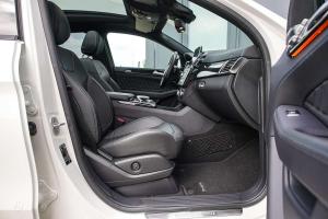 Balts Mercedes-Benz GLE 350 2015 Kauņa, ar dzinēja tilpumu 2.99 L un nobraukumu 85 tūkst. km par 35950 €, foto 43 vietnē AUTOMOTO.COM.LV