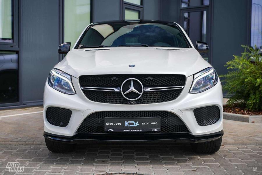 Balts Mercedes-Benz GLE 350 2015 Kauņa, ar dzinēja tilpumu 3.00 L un nobraukumu 85 tūkst. km par 34450 €, foto 5 vietnē AUTOMOTO.COM.LV