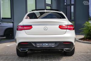 Balts Mercedes-Benz GLE 350 2015 Kauņa, ar dzinēja tilpumu 3.00 L un nobraukumu 85 tūkst. km par 34450 €, foto 13 vietnē AUTOMOTO.COM.LV