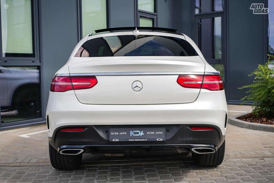 Balts Mercedes-Benz GLE 350 2015 Kauņa, ar dzinēja tilpumu 3.00 L un nobraukumu 85 tūkst. km par 34450 €, foto 13 vietnē AUTOMOTO.COM.LV