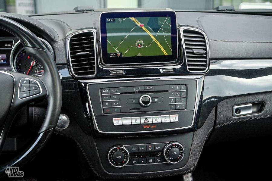 Balts Mercedes-Benz GLE 350 2015 Kauņa, ar dzinēja tilpumu 3.00 L un nobraukumu 85 tūkst. km par 34450 €, foto 22 vietnē AUTOMOTO.COM.LV