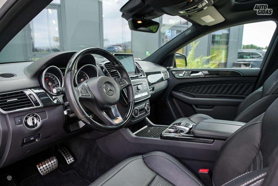 Balts Mercedes-Benz GLE 350 2015 Kauņa, ar dzinēja tilpumu 3.00 L un nobraukumu 85 tūkst. km par 34450 €, foto 28 vietnē AUTOMOTO.COM.LV