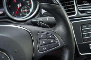 Balts Mercedes-Benz GLE 350 2015 Kauņa, ar dzinēja tilpumu 3.00 L un nobraukumu 85 tūkst. km par 34450 €, foto 37 vietnē AUTOMOTO.COM.LV