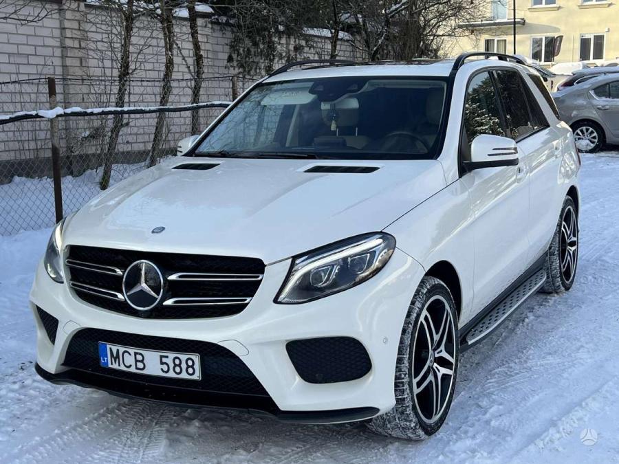 Balts Mercedes-Benz GLE 350 2016 Viļņa, ar dzinēja tilpumu 2.99 L un nobraukumu 228 tūkst. km par 26000 €, foto 1 vietnē AUTOMOTO.COM.LV