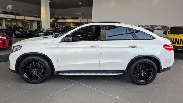 Balts Mercedes-Benz GLE 350 2016 Marijampole, ar dzinēja tilpumu 2.99 L un nobraukumu 116 tūkst. km par 34999 €, foto 3 vietnē AUTOMOTO.COM.LV