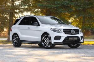 Белый Мерседес ГЛE 350 2016 в Елгава, объемом двигателя 3.00 л и пробегом 0 тыс. км за 28500 €, фото  на AUTOMOTO.COM.LV