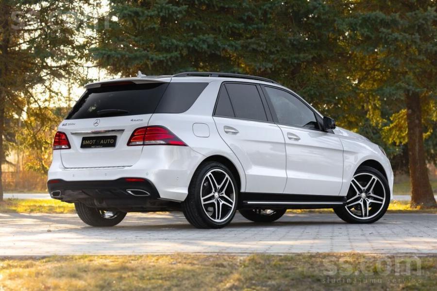 Белый Мерседес ГЛE 350 2016 в Елгава, объемом двигателя 3.00 л и пробегом 0 тыс. км за 27500 €, фото 8 на AUTOMOTO.COM.LV