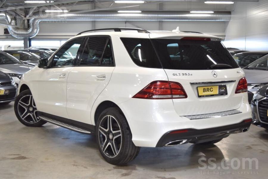 Balts Mercedes-Benz GLE 350 2016 Rīga, ar dzinēja tilpumu 3.00 L un nobraukumu 173 tūkst. km par 26900 €, foto 3 vietnē AUTOMOTO.COM.LV
