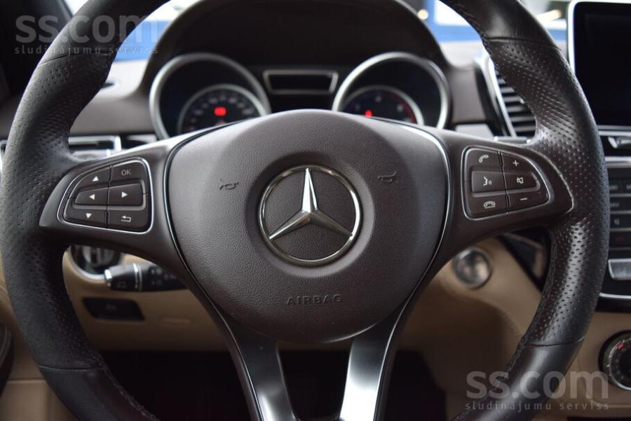 Balts Mercedes-Benz GLE 350 2016 Rīga, ar dzinēja tilpumu 3.00 L un nobraukumu 173 tūkst. km par 26900 €, foto 13 vietnē AUTOMOTO.COM.LV