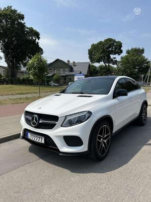 Белый Мерседес ГЛE 350 2016 в Вильнюс, объемом двигателя 2.99 л и пробегом 131 тыс. км за 35900 €, фото  на AUTOMOTO.COM.LV