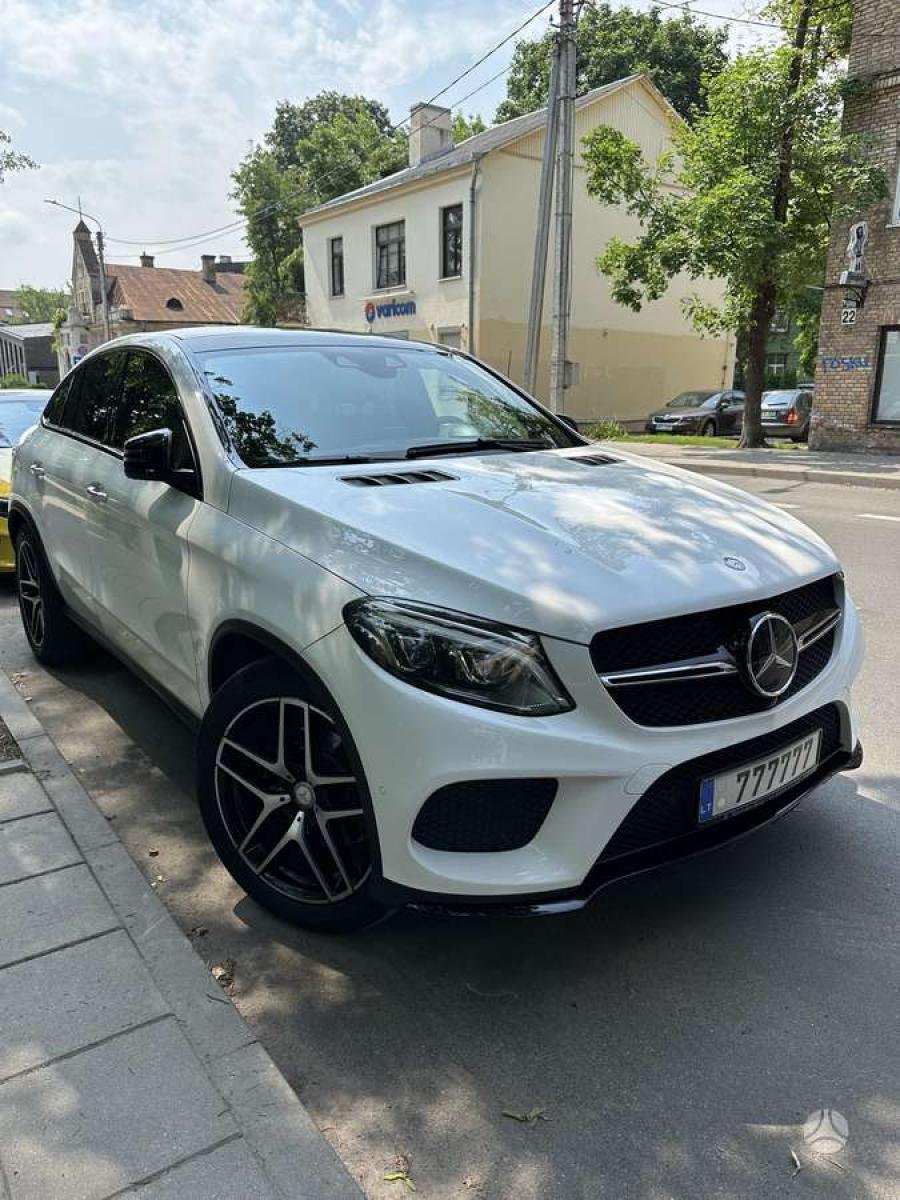 Balts Mercedes-Benz GLE 350 2016 Viļņa, ar dzinēja tilpumu 2.99 L un nobraukumu 131 tūkst. km par 35900 €, foto 12 vietnē AUTOMOTO.COM.LV