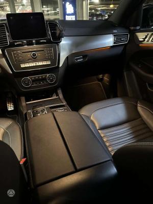 Balts Mercedes-Benz GLE 350 2016 Viļņa, ar dzinēja tilpumu 2.99 L un nobraukumu 131 tūkst. km par 35900 €, foto 21 vietnē AUTOMOTO.COM.LV