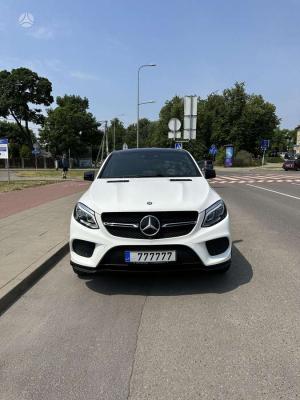 Balts Mercedes-Benz GLE 350 2016 Viļņa, ar dzinēja tilpumu 2.99 L un nobraukumu 131 tūkst. km par 35900 €, foto 28 vietnē AUTOMOTO.COM.LV