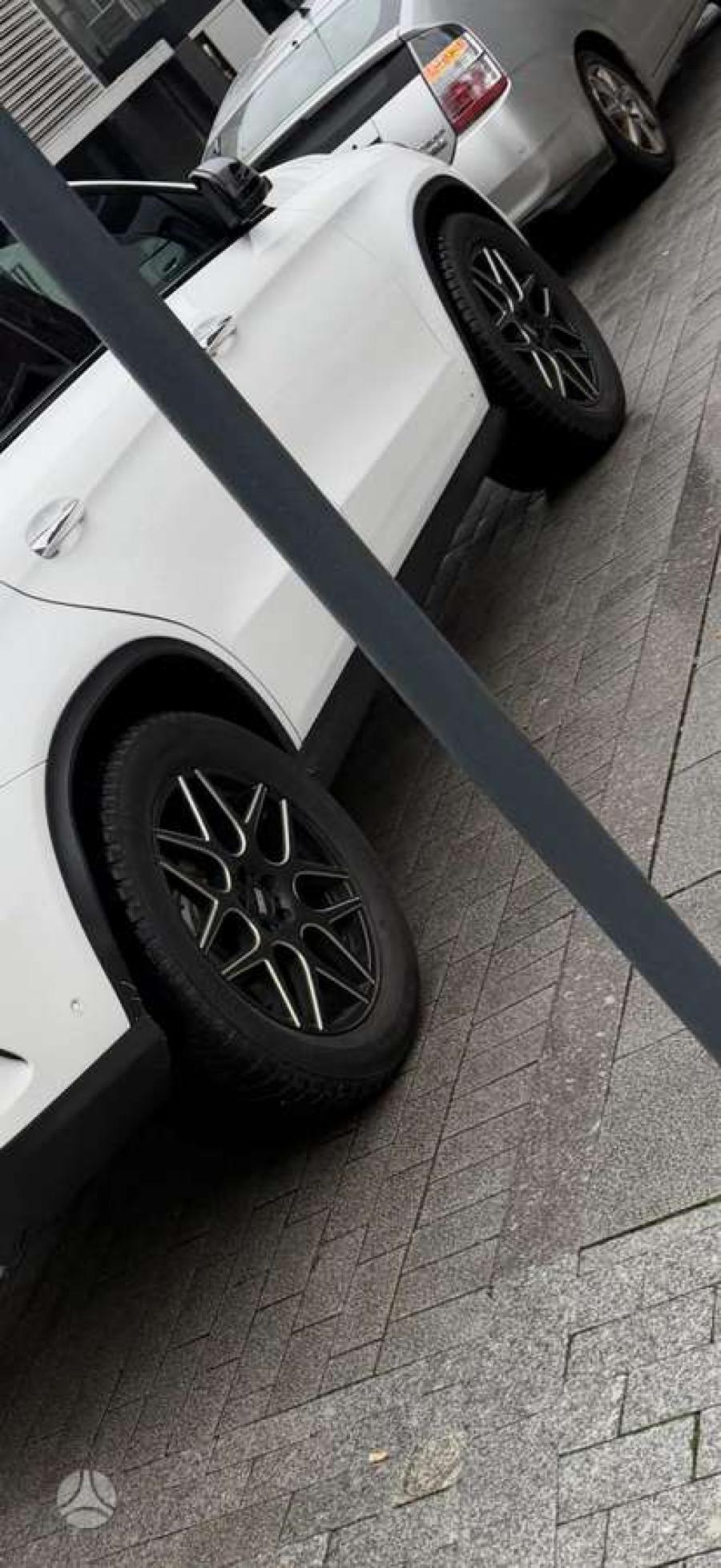 Balts Mercedes-Benz GLE 350 2016 Viļņa, ar dzinēja tilpumu 2.99 L un nobraukumu 131 tūkst. km par 35900 €, foto 30 vietnē AUTOMOTO.COM.LV