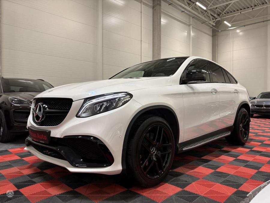 White Mercedes-Benz GLE 350 2016 in Vilnius, with an engine capacity of 2.99 L and mileage of 93 thousand km for 33990 €, photo 1 on AUTOMOTO.COM.LV