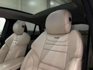 White Mercedes-Benz GLE 350 2016 in Vilnius, with an engine capacity of 2.99 L and mileage of 93 thousand km for 33990 €, photo 16 on AUTOMOTO.COM.LV