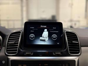 White Mercedes-Benz GLE 350 2016 in Vilnius, with an engine capacity of 2.99 L and mileage of 93 thousand km for 33990 €, photo 29 on AUTOMOTO.COM.LV