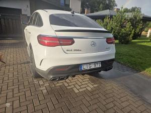 Balts Mercedes-Benz GLE 350 2016 Šauļi, ar dzinēja tilpumu 3.00 L un nobraukumu 361 tūkst. km par 26000 €, foto 3 vietnē AUTOMOTO.COM.LV