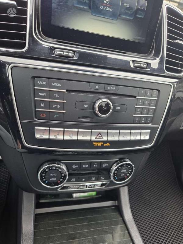 Balts Mercedes-Benz GLE 350 2016 Šauļi, ar dzinēja tilpumu 3.00 L un nobraukumu 361 tūkst. km par 26000 €, foto 7 vietnē AUTOMOTO.COM.LV