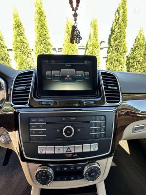 Balts Mercedes-Benz GLE 350 2016 Šauļi, ar dzinēja tilpumu 3.50 L un nobraukumu 253 tūkst. km par 18900 €, foto 12 vietnē AUTOMOTO.COM.LV