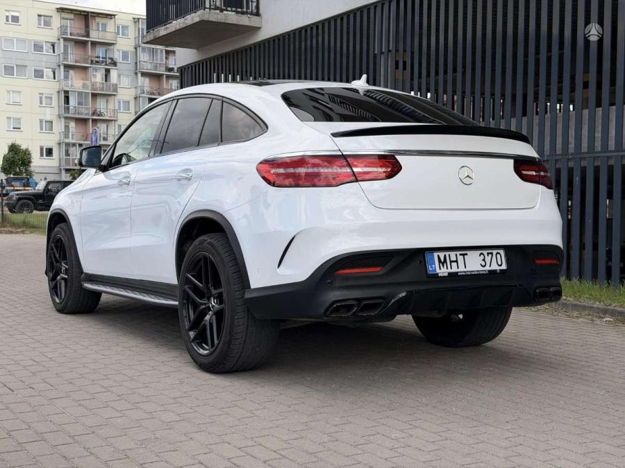 Белый Мерседес ГЛE 350 2016 в Вильнюс, объемом двигателя 2.99 л и пробегом 92 тыс. км за 34990 €, фото 4 на AUTOMOTO.COM.LV
