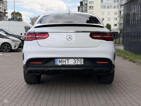 Balts Mercedes-Benz GLE 350 2016 Viļņa, ar dzinēja tilpumu 2.99 L un nobraukumu 92 tūkst. km par 34990 €, foto 4 vietnē AUTOMOTO.COM.LV
