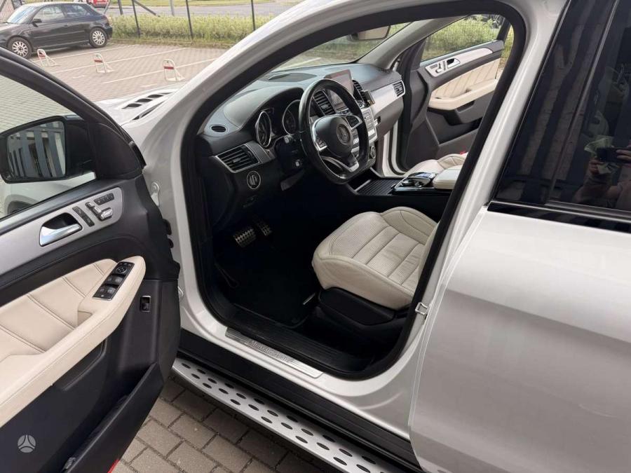 Белый Мерседес ГЛE 350 2016 в Вильнюс, объемом двигателя 2.99 л и пробегом 92 тыс. км за 34990 €, фото 20 на AUTOMOTO.COM.LV