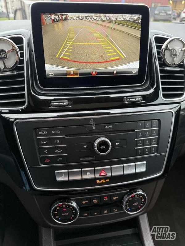 White Mercedes-Benz GLE 350 2016 in Siauliai, with an engine capacity of 3.00 L and mileage of 249 thousand km for 17500 €, photo 8 on AUTOMOTO.COM.LV