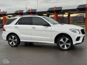 Balts Mercedes-Benz GLE 350 2016 Šauļi, ar dzinēja tilpumu 3.00 L un nobraukumu 249 tūkst. km par 17500 €, foto 17 vietnē AUTOMOTO.COM.LV