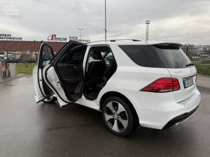 Balts Mercedes-Benz GLE 350 2016 Šauļi, ar dzinēja tilpumu 3.00 L un nobraukumu 249 tūkst. km par 17500 €, foto 24 vietnē AUTOMOTO.COM.LV