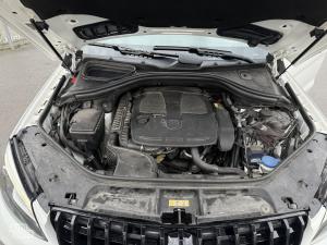 Balts Mercedes-Benz GLE 350 2016 Šauļi, ar dzinēja tilpumu 3.00 L un nobraukumu 249 tūkst. km par 17500 €, foto 27 vietnē AUTOMOTO.COM.LV
