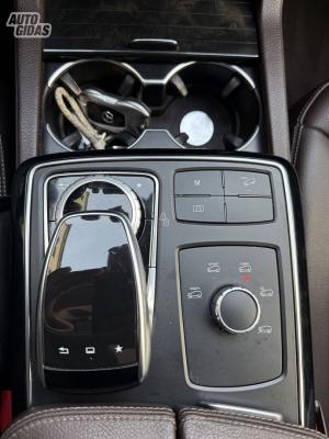 Balts Mercedes-Benz GLE 350 2016 Šauļi, ar dzinēja tilpumu 3.00 L un nobraukumu 249 tūkst. km par 17500 €, foto 31 vietnē AUTOMOTO.COM.LV