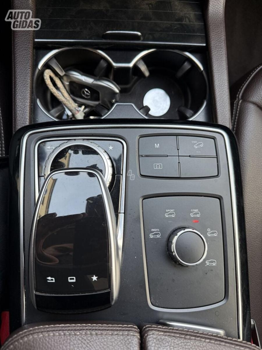 Balts Mercedes-Benz GLE 350 2016 Šauļi, ar dzinēja tilpumu 3.00 L un nobraukumu 249 tūkst. km par 17500 €, foto 31 vietnē AUTOMOTO.COM.LV