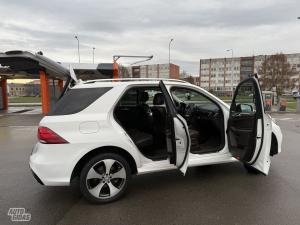 Balts Mercedes-Benz GLE 350 2016 Šauļi, ar dzinēja tilpumu 3.00 L un nobraukumu 249 tūkst. km par 17500 €, foto 35 vietnē AUTOMOTO.COM.LV
