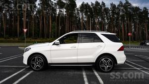 Balts Mercedes-Benz GLE 350 2017 Rīga, ar dzinēja tilpumu 3.00 L un nobraukumu 214 tūkst. km par 25300 €, foto 2 vietnē AUTOMOTO.COM.LV