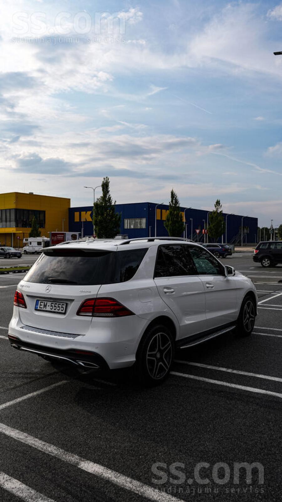 Balts Mercedes-Benz GLE 350 2017 Rīga, ar dzinēja tilpumu 3.00 L un nobraukumu 214 tūkst. km par 25300 €, foto 3 vietnē AUTOMOTO.COM.LV