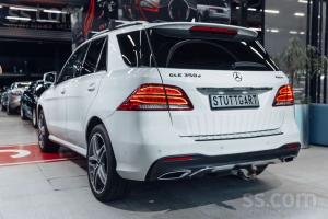 Balts Mercedes-Benz GLE 350 2017 Rīga, ar dzinēja tilpumu 3.00 L un nobraukumu 198 tūkst. km par 25500 €, foto 5 vietnē AUTOMOTO.COM.LV