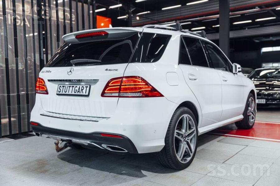 Balts Mercedes-Benz GLE 350 2017 Rīga, ar dzinēja tilpumu 3.00 L un nobraukumu 198 tūkst. km par 25500 €, foto 7 vietnē AUTOMOTO.COM.LV
