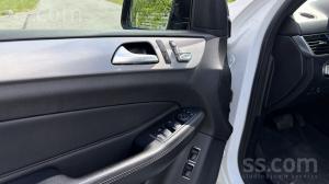Balts Mercedes-Benz GLE 350 2017 Rīga, ar dzinēja tilpumu 3.50 L un nobraukumu 242 tūkst. km par 25000 €, foto 6 vietnē AUTOMOTO.COM.LV