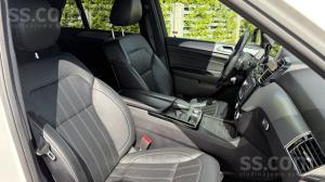 Balts Mercedes-Benz GLE 350 2017 Rīga, ar dzinēja tilpumu 3.50 L un nobraukumu 242 tūkst. km par 25000 €, foto 10 vietnē AUTOMOTO.COM.LV