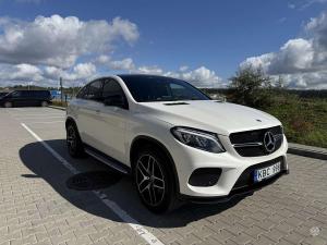 Balts Mercedes-Benz GLE 350 2017 Viļņa, ar dzinēja tilpumu 2.99 L un nobraukumu 180 tūkst. km par 30850 €, foto  vietnē AUTOMOTO.COM.LV
