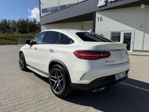 Balts Mercedes-Benz GLE 350 2017 Viļņa, ar dzinēja tilpumu 2.99 L un nobraukumu 180 tūkst. km par 30850 €, foto 5 vietnē AUTOMOTO.COM.LV