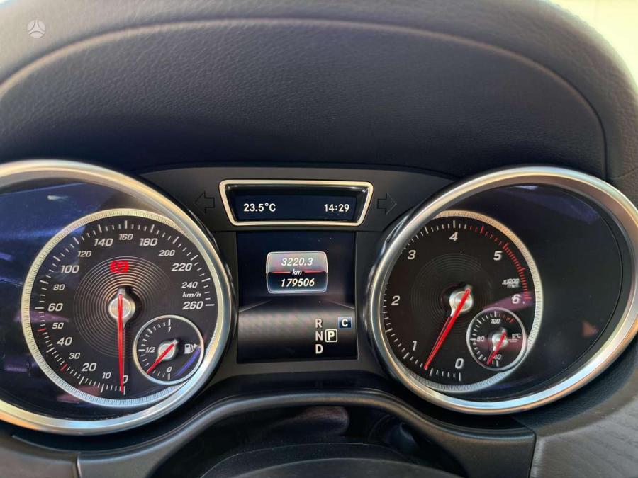Balts Mercedes-Benz GLE 350 2017 Viļņa, ar dzinēja tilpumu 2.99 L un nobraukumu 180 tūkst. km par 30850 €, foto 11 vietnē AUTOMOTO.COM.LV