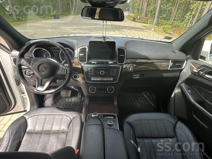 Белый Мерседес ГЛE 350 2017 в Рига, объемом двигателя 3.00 л и пробегом 113 тыс. км за 24900 €, фото 9 на AUTOMOTO.COM.LV
