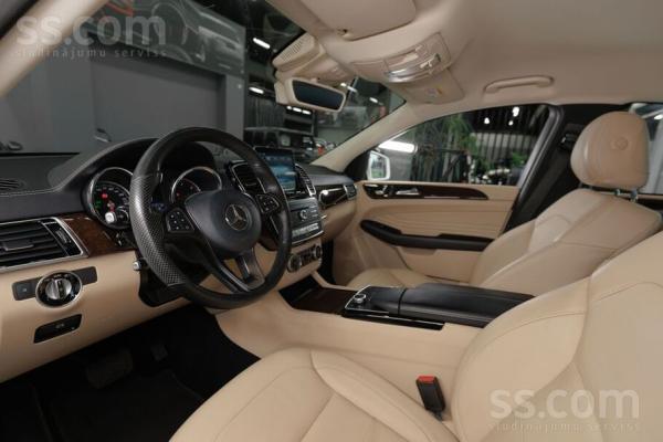 Balts Mercedes-Benz GLE 350 2018 Rīga, ar dzinēja tilpumu 3.00 L un nobraukumu 140 tūkst. km par 28000 €, foto 10 vietnē AUTOMOTO.COM.LV